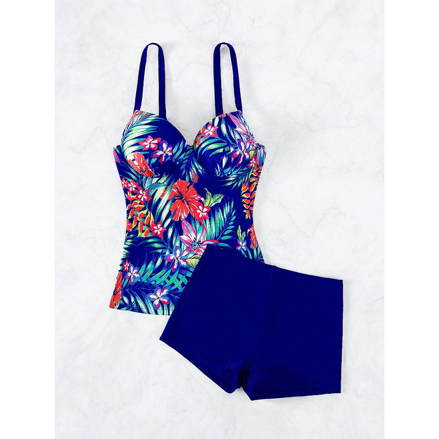 Modern Tankini für Damen mit speziell geformtem Oberteil und optimaler ...